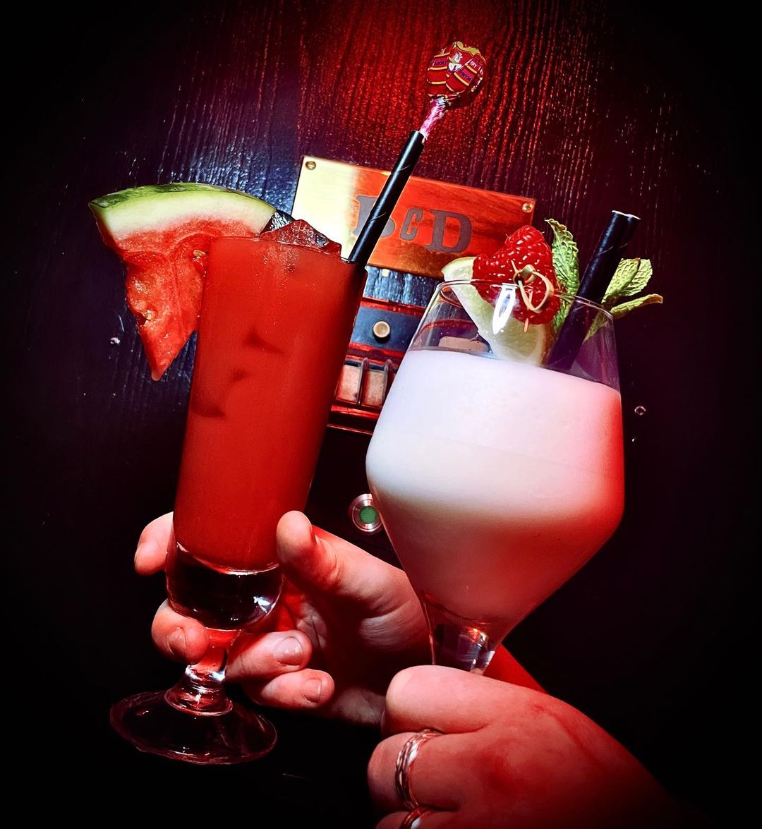 3 Essential Late-Night Bars For When You Want ‘Just One More’ | News ...