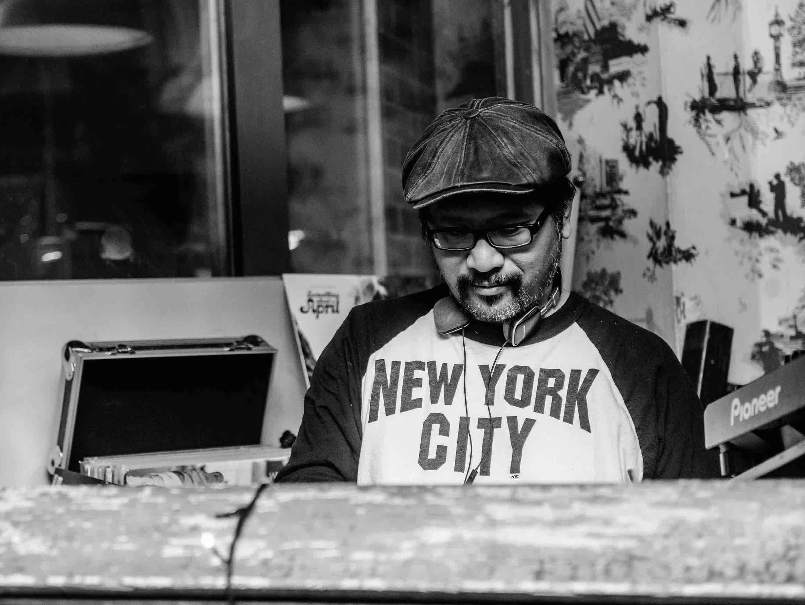 Tasting notes by globally acclaimed artist Stanley Chow | News | Taste ...