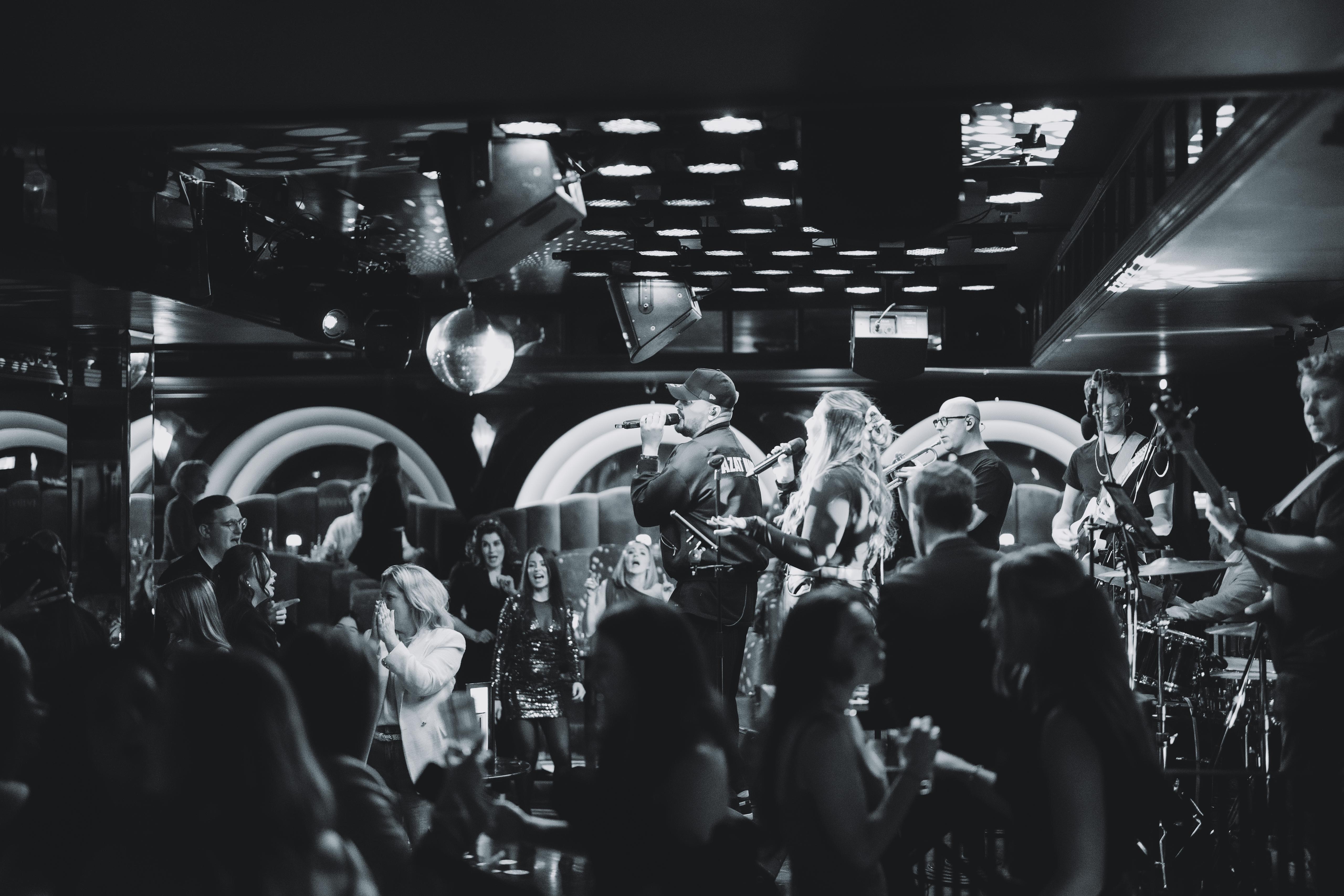 RE-LAUNCH: Hidden Deansgate nightlife venue One Eight Six set to re ...