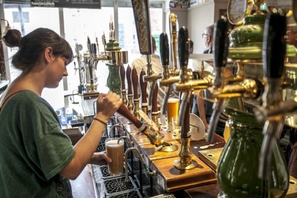 It's official – Manchester is the cask beer swigging capital of the UK ...
